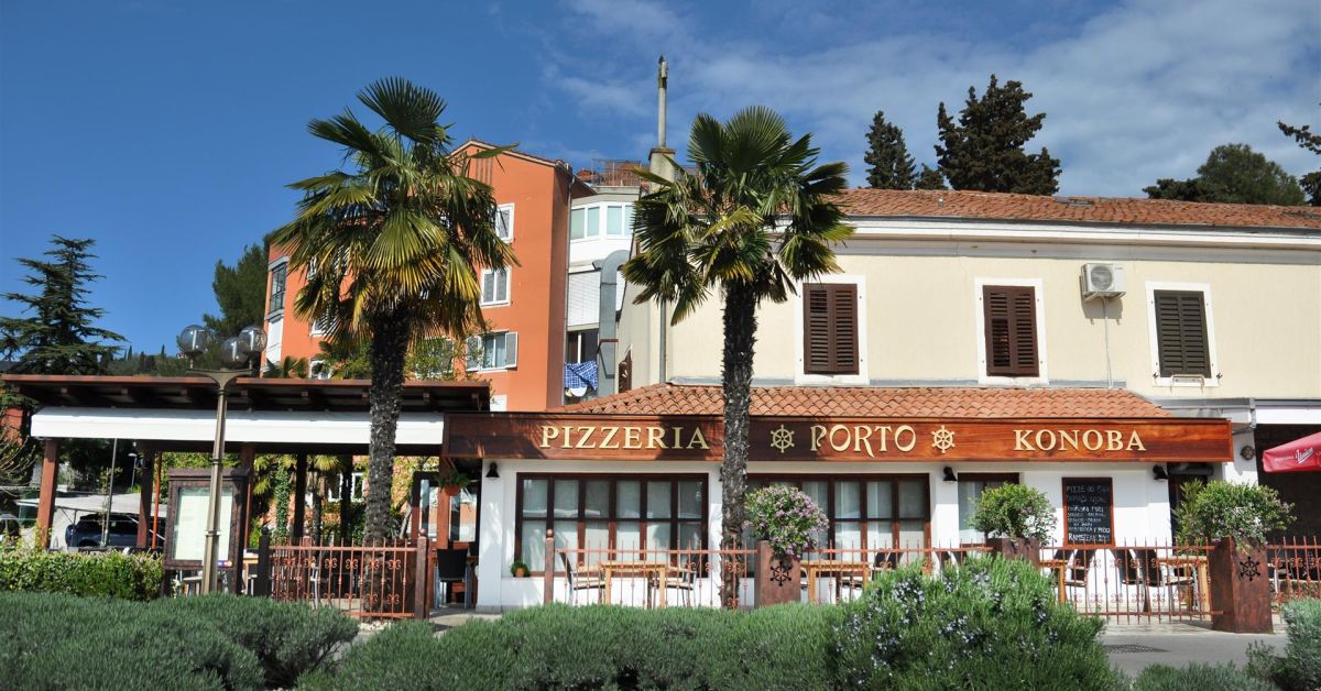 Pizzeria porto store